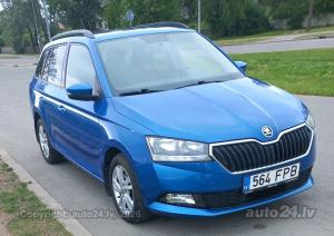 Zils Skoda Fabia 2021 Tallina, ar dzinēja tilpumu 1.00 L un nobraukumu 59 tūkst. km par 12800 €, foto 5 vietnē AUTOMOTO.COM.LV