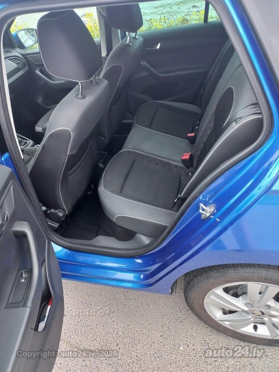 Zils Skoda Fabia 2021 Tallina, ar dzinēja tilpumu 1.00 L un nobraukumu 59 tūkst. km par 12800 €, foto 12 vietnē AUTOMOTO.COM.LV