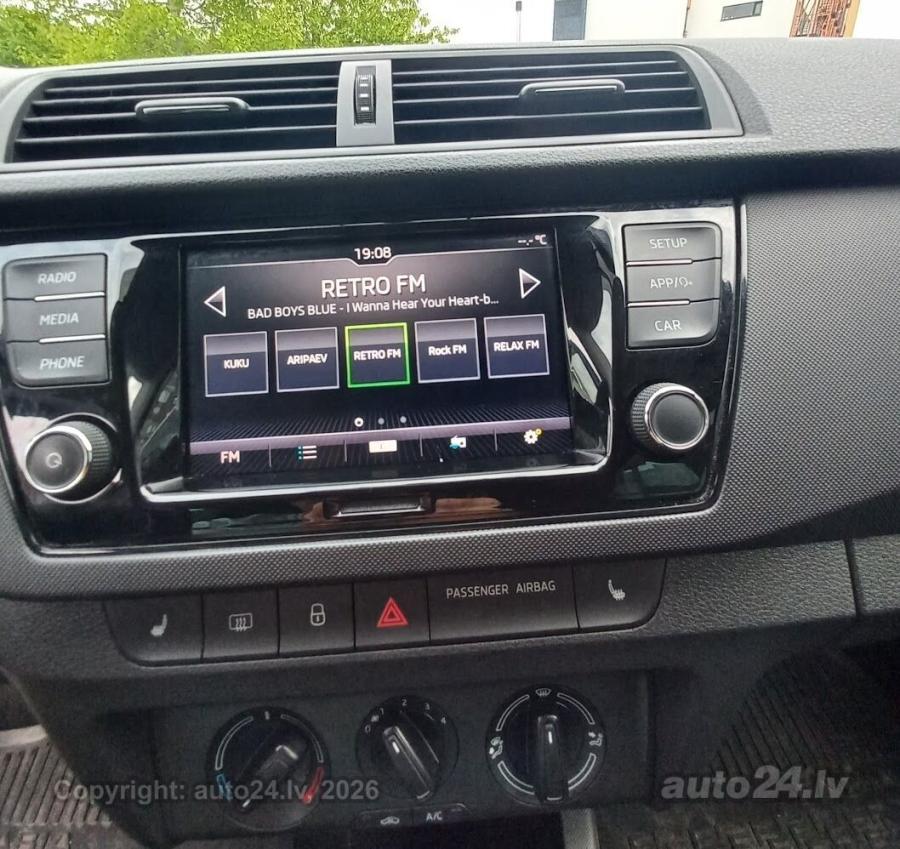 Zils Skoda Fabia 2021 Tallina, ar dzinēja tilpumu 1.00 L un nobraukumu 59 tūkst. km par 12800 €, foto 14 vietnē AUTOMOTO.COM.LV