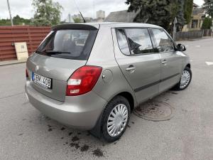 Brown Skoda Fabia 2007 in Kaunas, with an engine capacity of 1.42 L and mileage of 287 thousand km for 770 €, photo 6 on AUTOMOTO.COM.LV