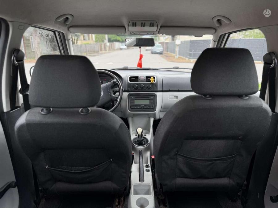 Brown Skoda Fabia 2007 in Kaunas, with an engine capacity of 1.42 L and mileage of 287 thousand km for 770 €, photo 28 on AUTOMOTO.COM.LV