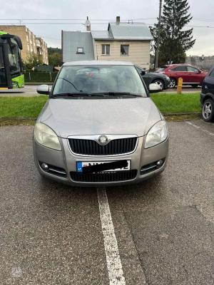 Brūns Skoda Fabia 2007 Kauņa, ar dzinēja tilpumu 1.42 L un nobraukumu 173 tūkst. km par 1200 €, foto  vietnē AUTOMOTO.COM.LV