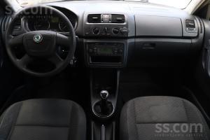 Brūns Skoda Fabia 2013 Valmiera, ar dzinēja tilpumu 1.40 L un nobraukumu 157 tūkst. km par 2500 €, foto 12 vietnē AUTOMOTO.COM.LV