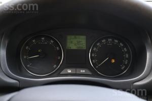 Brūns Skoda Fabia 2013 Valmiera, ar dzinēja tilpumu 1.40 L un nobraukumu 157 tūkst. km par 2500 €, foto 19 vietnē AUTOMOTO.COM.LV