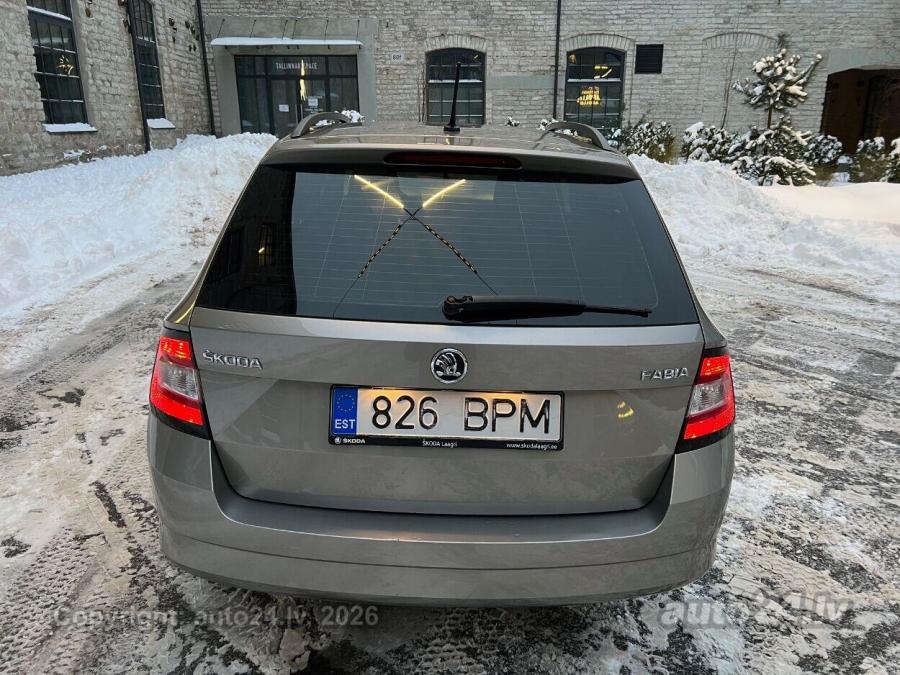 Brown Skoda Fabia 2015 in Tallinn, with an engine capacity of 1.40 L and mileage of 267 thousand km for 5900 €, photo 3 on AUTOMOTO.COM.LV
