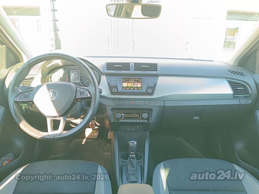 Brown Skoda Fabia 2015 in Saku, with an engine capacity of 1.20 L and mileage of 151 thousand km for 8000 €, photo 5 on AUTOMOTO.COM.LV