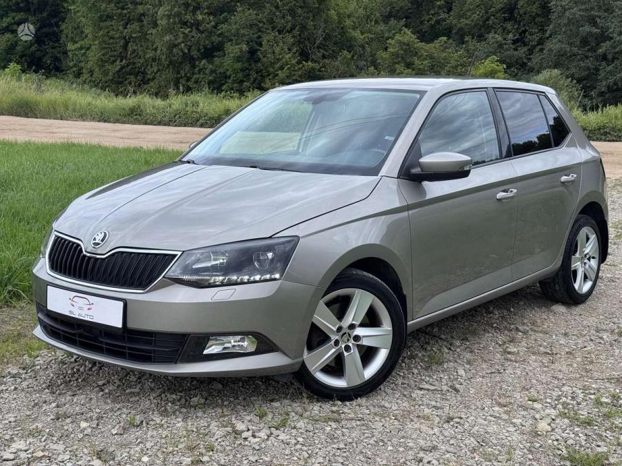 Brown Skoda Fabia 2016 in Kaunas, with an engine capacity of 1.20 L and mileage of 245 thousand km for 6290 €, photo 1 on AUTOMOTO.COM.LV
