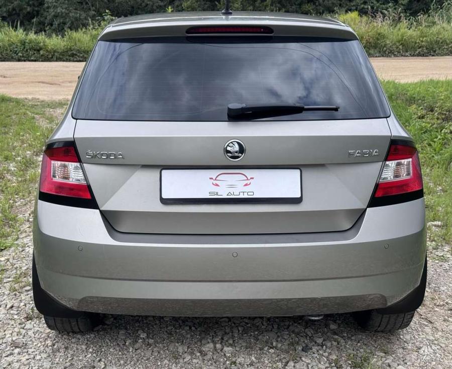 Brown Skoda Fabia 2016 in Kaunas, with an engine capacity of 1.20 L and mileage of 245 thousand km for 6290 €, photo 11 on AUTOMOTO.COM.LV