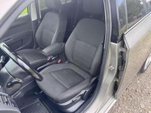 Brown Skoda Fabia 2016 in Kaunas, with an engine capacity of 1.20 L and mileage of 245 thousand km for 6290 €, photo 18 on AUTOMOTO.COM.LV