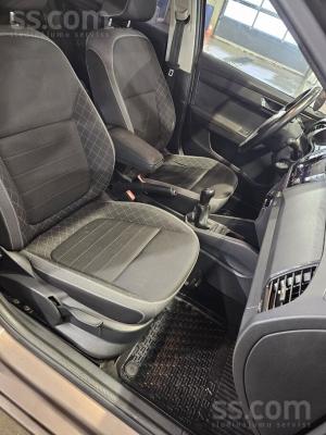 Brūns Skoda Fabia 2019 Rīga, ar dzinēja tilpumu 1.00 L un nobraukumu 245 tūkst. km par 5500 €, foto 12 vietnē AUTOMOTO.COM.LV