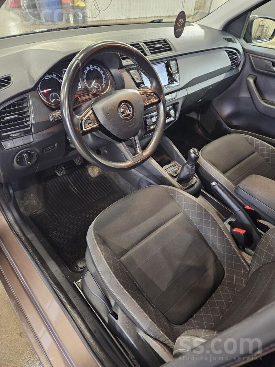 Brūns Skoda Fabia 2019 Rīga, ar dzinēja tilpumu 1.00 L un nobraukumu 245 tūkst. km par 5500 €, foto 14 vietnē AUTOMOTO.COM.LV