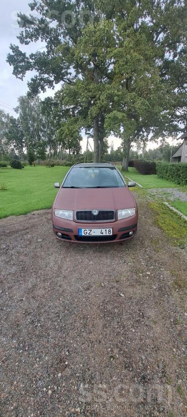 Brown Skoda Fabia 2007 in Riga, with an engine capacity of 1.40 L and mileage of 162 thousand km for 1400 €, photo 1 on AUTOMOTO.COM.LV