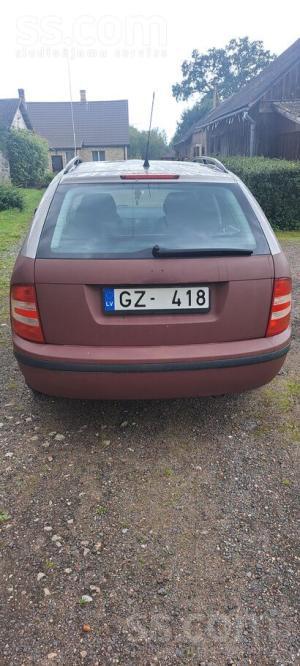 Brown Skoda Fabia 2007 in Riga, with an engine capacity of 1.40 L and mileage of 162 thousand km for 1400 €, photo 3 on AUTOMOTO.COM.LV