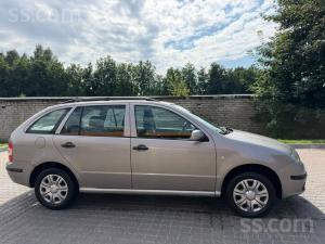 Brown Skoda Fabia 2007 in Riga, with an engine capacity of 1.20 L and mileage of 85 thousand km for 1200 €, photo 5 on AUTOMOTO.COM.LV