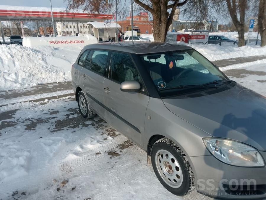 Brūns Skoda Fabia 2008 Rēzekne, ar dzinēja tilpumu 1.60 L un nobraukumu 245 tūkst. km par 1250 €, foto 6 vietnē AUTOMOTO.COM.LV
