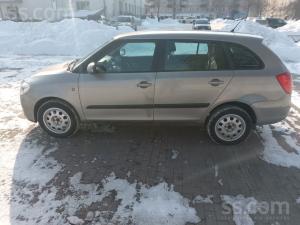 Brūns Skoda Fabia 2008 Rēzekne, ar dzinēja tilpumu 1.60 L un nobraukumu 245 tūkst. km par 1450 €, foto 3 vietnē AUTOMOTO.COM.LV
