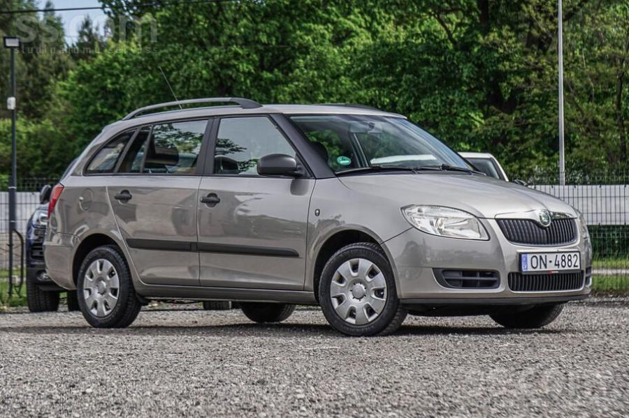 Brown Skoda Fabia 2009 in Riga, with an engine capacity of 1.40 L and mileage of 202 thousand km for 3990 €, photo 3 on AUTOMOTO.COM.LV