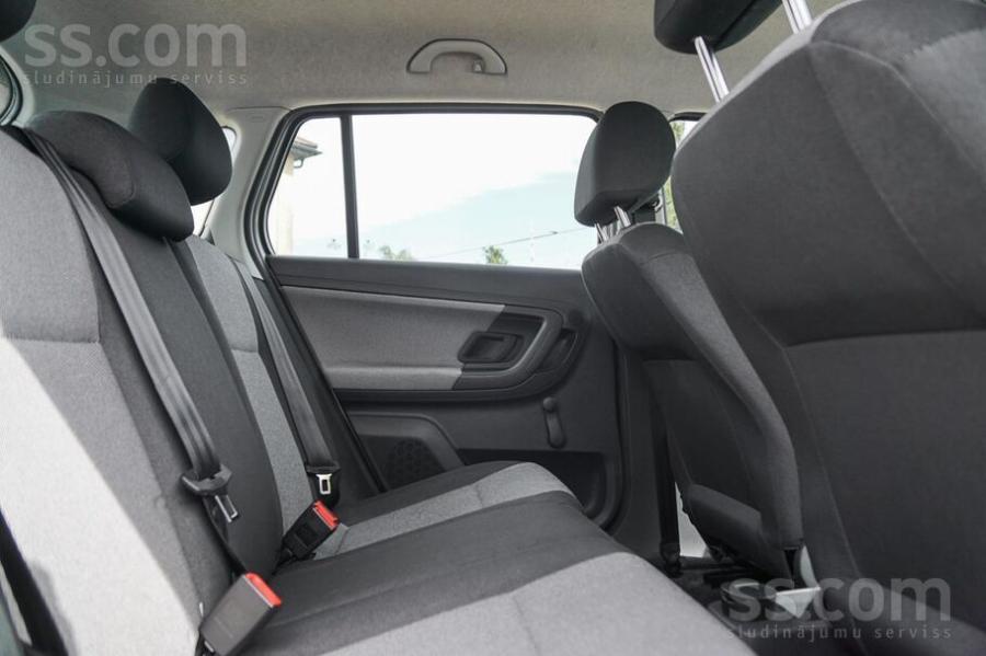 Brown Skoda Fabia 2009 in Riga, with an engine capacity of 1.40 L and mileage of 202 thousand km for 3990 €, photo 14 on AUTOMOTO.COM.LV
