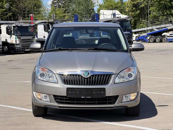 Brown Skoda Fabia 2012 in Taurage, with an engine capacity of 1.20 L and mileage of 79 thousand km for 4100 €, photo 3 on AUTOMOTO.COM.LV
