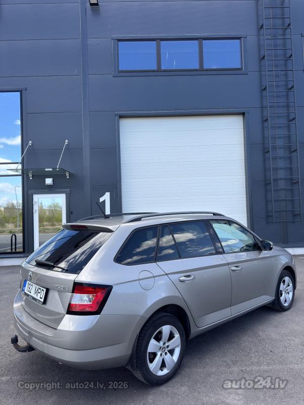 Brūns Skoda Fabia 2015 Narva-Jēsū, ar dzinēja tilpumu 1.40 L un nobraukumu 150 tūkst. km par 6200 €, foto 3 vietnē AUTOMOTO.COM.LV