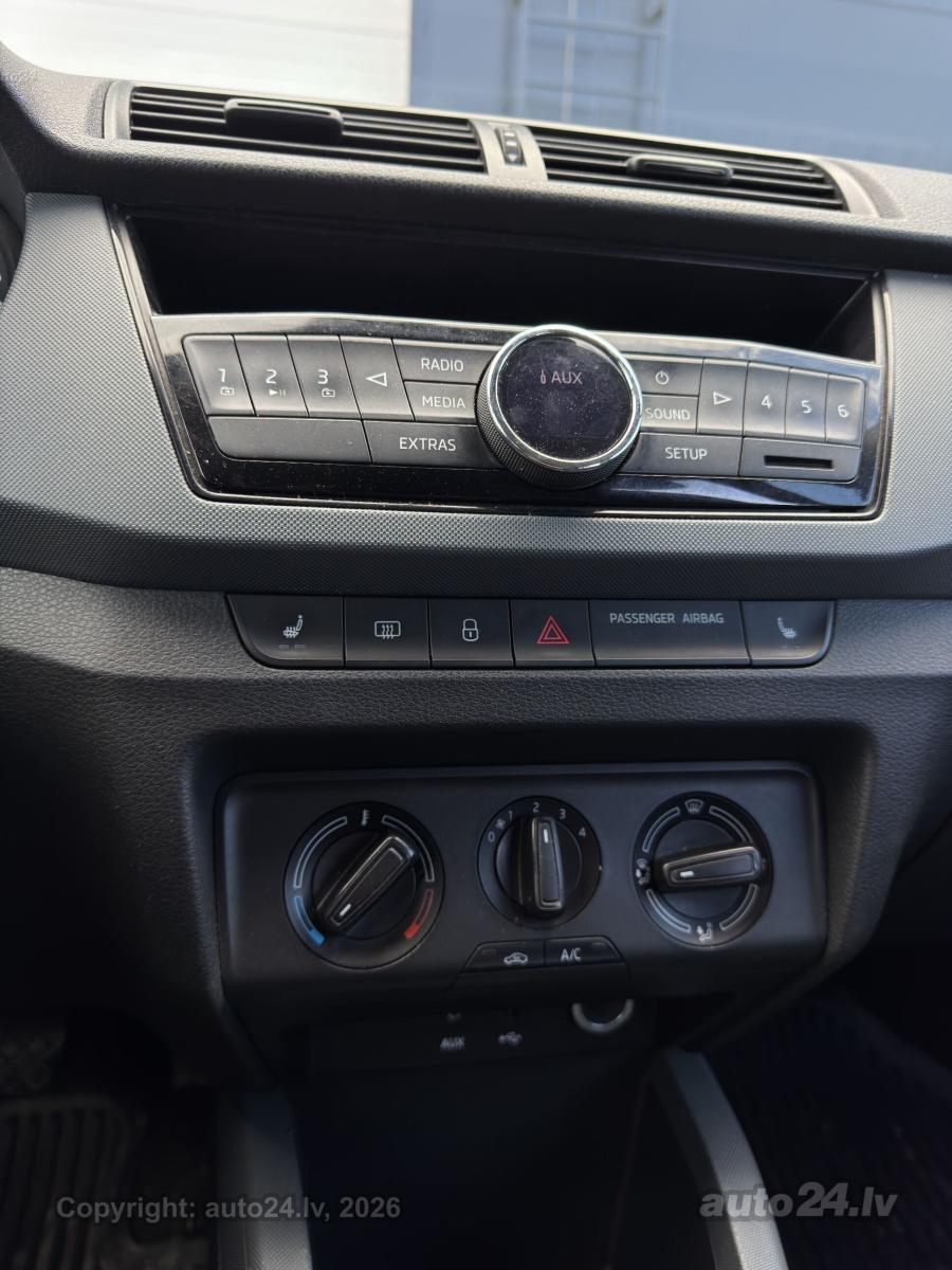 Brūns Skoda Fabia 2015 Narva-Jēsū, ar dzinēja tilpumu 1.40 L un nobraukumu 150 tūkst. km par 6200 €, foto 9 vietnē AUTOMOTO.COM.LV