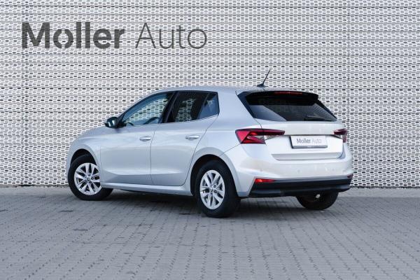 Skoda Fabia 2022 MÄrupe vietnÄ Skoda Fabia 2022 MÄrupe, ar dzinÄja tilpumu 1.00 L un nobraukumu 126 tÅ«kst. km par 14950 ā¬, foto 6 vietnÄ AUTOMOTO.COM.LV