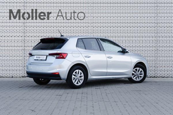 Skoda Fabia 2022 MÄrupe vietnÄ Skoda Fabia 2022 MÄrupe, ar dzinÄja tilpumu 1.00 L un nobraukumu 126 tÅ«kst. km par 14950 ā¬, foto 11 vietnÄ AUTOMOTO.COM.LV