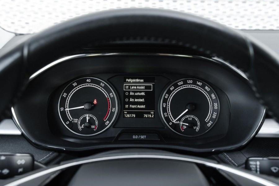 Skoda Fabia 2022 Mārupe, ar dzinēja tilpumu 1.00 L un nobraukumu 126 tūkst. km par 14950 €, foto 24 vietnē AUTOMOTO.COM.LV