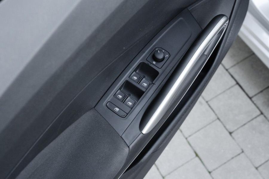 Skoda Fabia 2022 Mārupe, ar dzinēja tilpumu 1.00 L un nobraukumu 105 tūkst. km par 15000 €, foto 8 vietnē AUTOMOTO.COM.LV