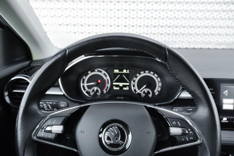 Skoda Fabia 2022 Mārupe, ar dzinēja tilpumu 1.00 L un nobraukumu 105 tūkst. km par 15000 €, foto 13 vietnē AUTOMOTO.COM.LV