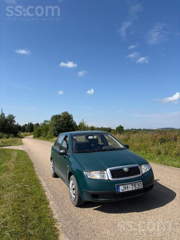 Zaļš Skoda Fabia 2001 Rēzekne, ar dzinēja tilpumu 1.40 L un nobraukumu 240 tūkst. km par 880 €, foto 2 vietnē AUTOMOTO.COM.LV