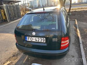 Zaļš Skoda Fabia 2005 Rīga, ar dzinēja tilpumu 1.20 L un nobraukumu 180 tūkst. km par 1000 €, foto 7 vietnē AUTOMOTO.COM.LV
