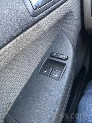 Zaļš Skoda Fabia 2005 Rīga, ar dzinēja tilpumu 1.20 L un nobraukumu 180 tūkst. km par 1000 €, foto 14 vietnē AUTOMOTO.COM.LV