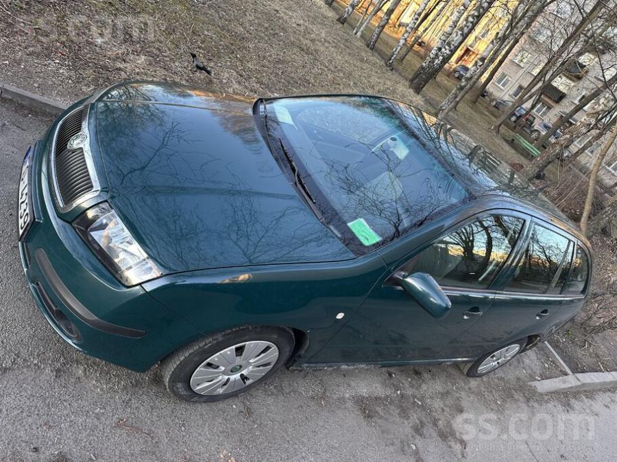 Zaļš Skoda Fabia 2005 Rīga, ar dzinēja tilpumu 1.20 L un nobraukumu 180 tūkst. km par 1000 €, foto 20 vietnē AUTOMOTO.COM.LV