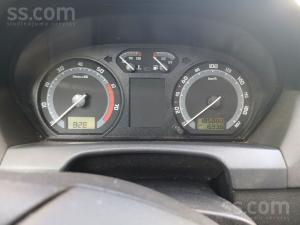 Zaļš Skoda Fabia 2005 Rīga, ar dzinēja tilpumu 1.20 L un nobraukumu 186 tūkst. km par 1470 €, foto 13 vietnē AUTOMOTO.COM.LV