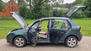 Zaļš Skoda Fabia 2006 Rīga, ar dzinēja tilpumu 1.40 L un nobraukumu 0 tūkst. km par 650 €, foto 9 vietnē AUTOMOTO.COM.LV