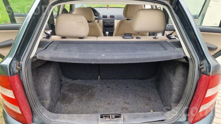 Zaļš Skoda Fabia 2006 Rīga, ar dzinēja tilpumu 1.40 L un nobraukumu 0 tūkst. km par 650 €, foto 19 vietnē AUTOMOTO.COM.LV