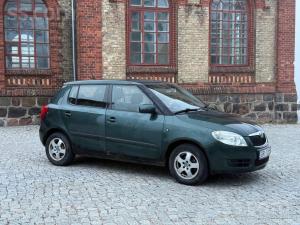 Green Skoda Fabia 2007 in Ventspils, with an engine capacity of 1.40 L and mileage of 276 thousand km for 900 €, photo 3 on AUTOMOTO.COM.LV