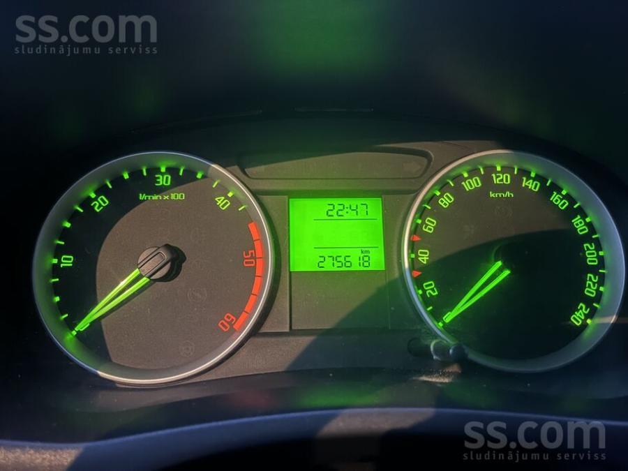 Green Skoda Fabia 2007 in Ventspils, with an engine capacity of 1.40 L and mileage of 276 thousand km for 900 €, photo 13 on AUTOMOTO.COM.LV