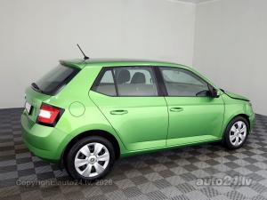 Green Skoda Fabia 2016 in Tallinn, with an engine capacity of 1.00 L and mileage of 123 thousand km for 2299 €, photo 4 on AUTOMOTO.COM.LV