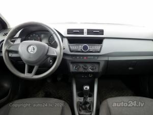 Green Skoda Fabia 2016 in Tallinn, with an engine capacity of 1.00 L and mileage of 123 thousand km for 2299 €, photo 6 on AUTOMOTO.COM.LV