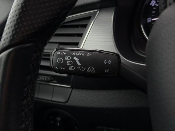 Zaļš Skoda Fabia 2018 Pērnava, ar dzinēja tilpumu 1.00 L un nobraukumu 63 tūkst. km par 10850 €, foto 11 vietnē AUTOMOTO.COM.LV