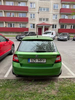 Green Skoda Fabia 2018 in Tallinn, with an engine capacity of 1.00 L and mileage of 28 thousand km for 7900 €, photo 3 on AUTOMOTO.COM.LV