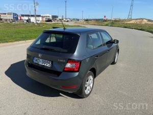 Zaļš Skoda Fabia 2019 Rīga, ar dzinēja tilpumu 1.00 L un nobraukumu 162 tūkst. km par 6800 €, foto 4 vietnē AUTOMOTO.COM.LV