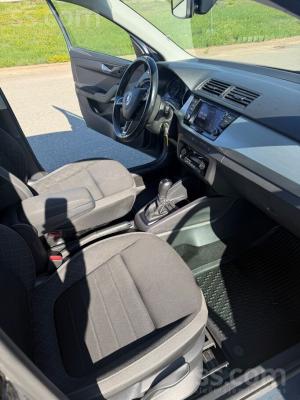 Zaļš Skoda Fabia 2019 Rīga, ar dzinēja tilpumu 1.00 L un nobraukumu 162 tūkst. km par 6800 €, foto 8 vietnē AUTOMOTO.COM.LV