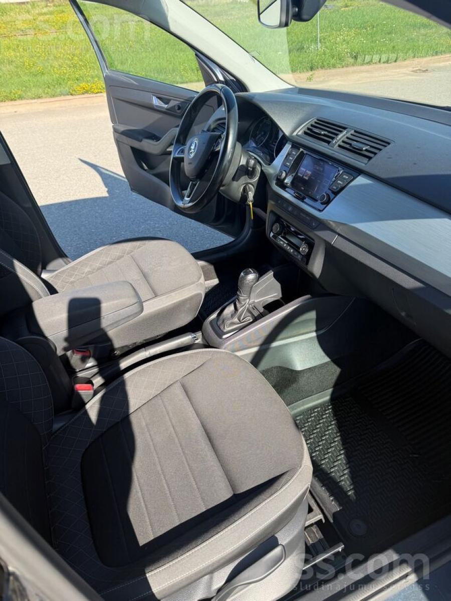 Zaļš Skoda Fabia 2019 Rīga, ar dzinēja tilpumu 1.00 L un nobraukumu 162 tūkst. km par 6800 €, foto 8 vietnē AUTOMOTO.COM.LV