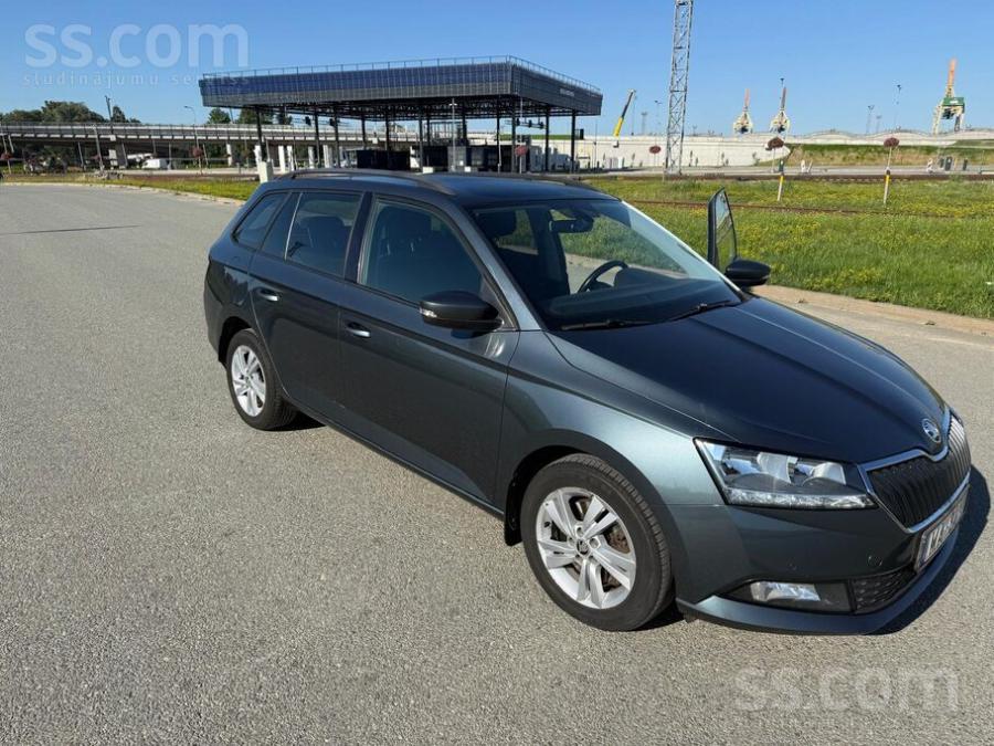 Zaļš Skoda Fabia 2019 Rīga, ar dzinēja tilpumu 1.00 L un nobraukumu 117 tūkst. km par 7100 €, foto 4 vietnē AUTOMOTO.COM.LV