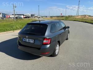 Zaļš Skoda Fabia 2019 Rīga, ar dzinēja tilpumu 1.00 L un nobraukumu 117 tūkst. km par 7100 €, foto 5 vietnē AUTOMOTO.COM.LV