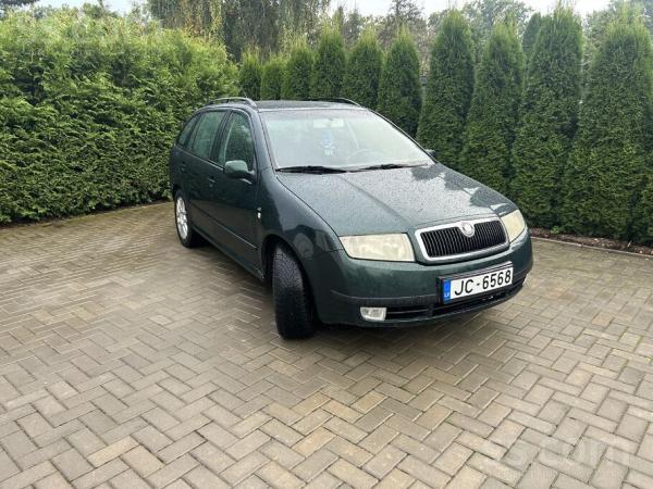 Zaļš Skoda Fabia 2002 Bauska, ar dzinēja tilpumu 1.90 L un nobraukumu 0 tūkst. km par 1450 €, foto 1 vietnē AUTOMOTO.COM.LV