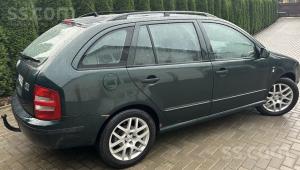 Zaļš Skoda Fabia 2002 Bauska, ar dzinēja tilpumu 1.90 L un nobraukumu 0 tūkst. km par 1450 €, foto 4 vietnē AUTOMOTO.COM.LV
